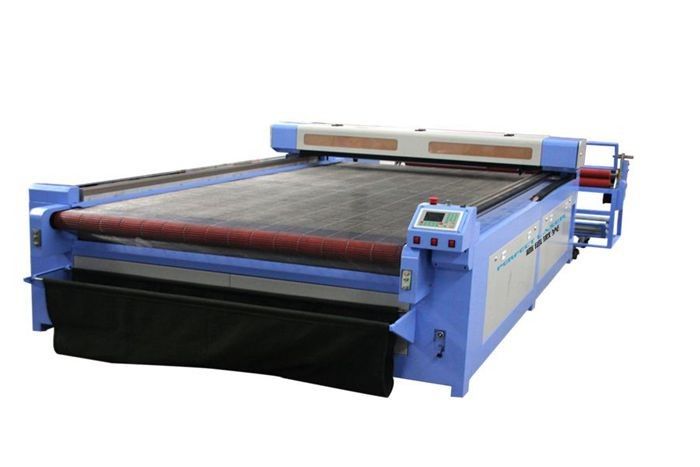 Automatical Roll CO2 Laser Cutter With Liquid Crystal Display Control ...